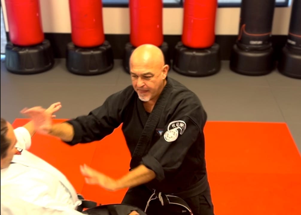 Power Month - Lifting Back Knuckle